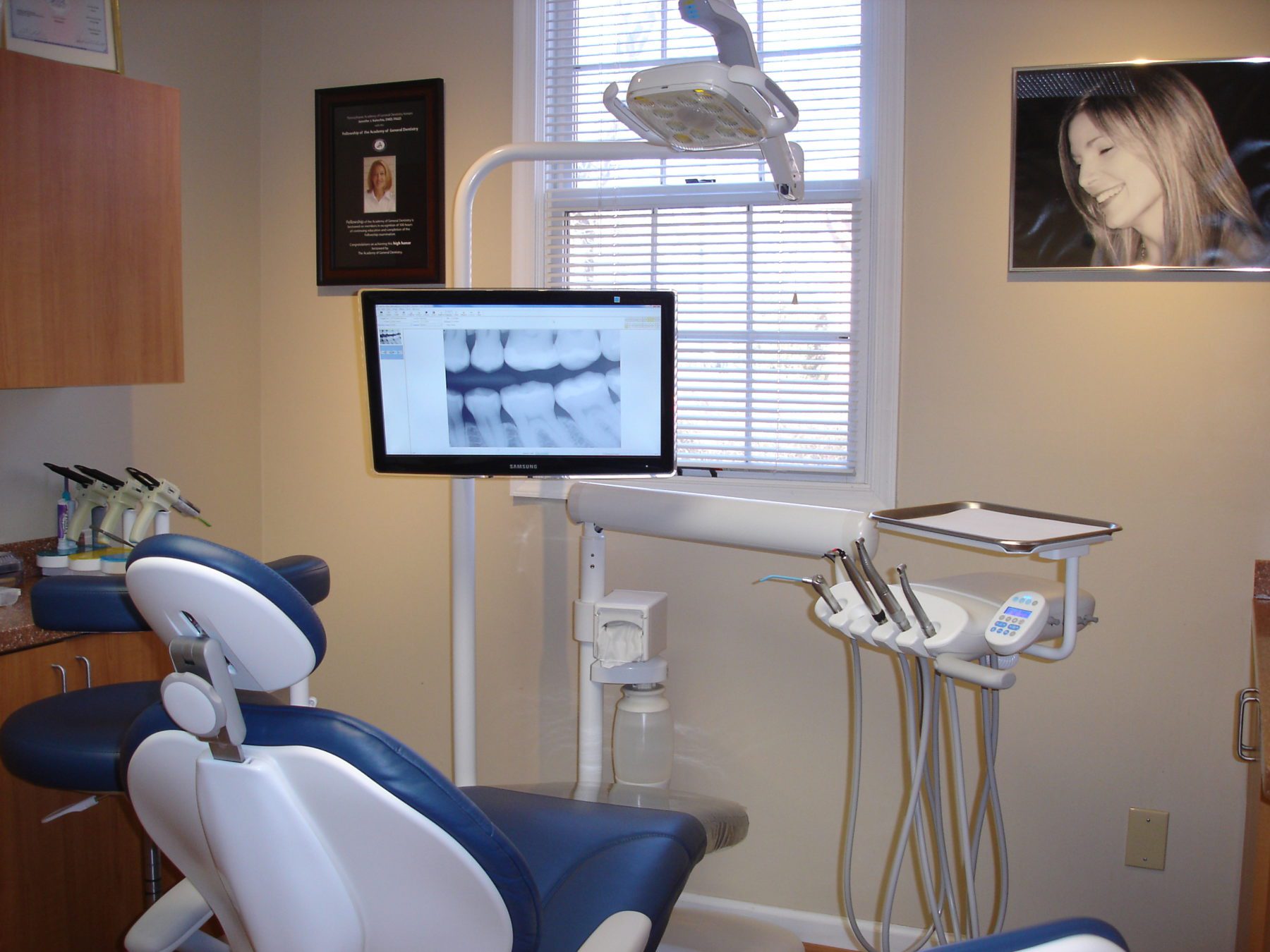 Dentist Bensalem PA | Dr. Jennifer Kalochie